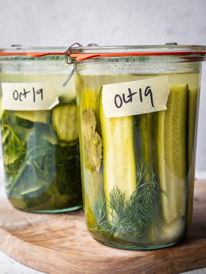 Homemade Fermented Cucumbers (Dill Pickles) - Urban Farm and Kitchen