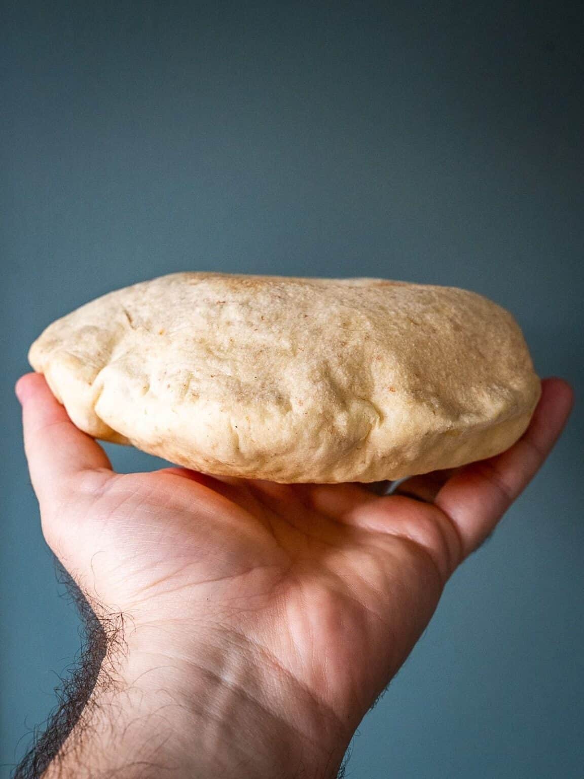 Lebanese Pita Bread (3 Ways to Make Traditional Khubz) - Urban Farm and ...