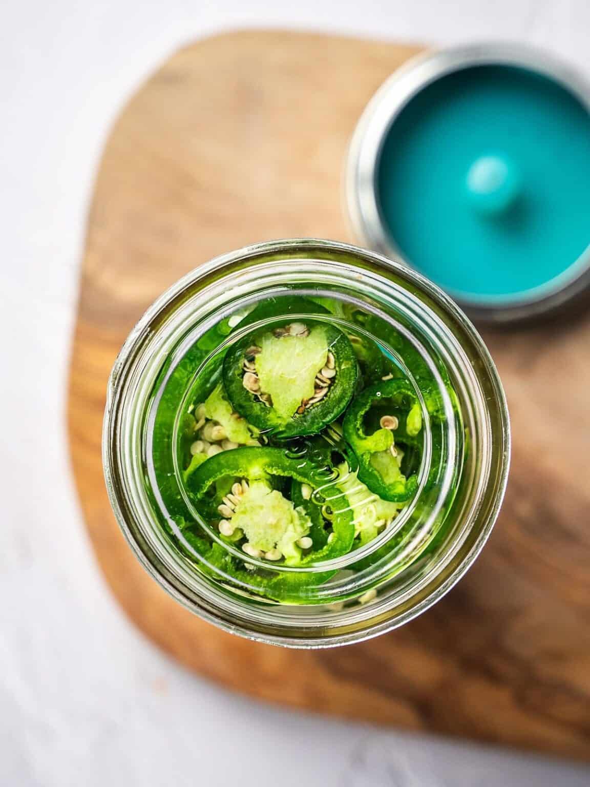 Fermented Jalapeños Recipe (Lacto-Fermented Peppers) - Urban Farm and ...