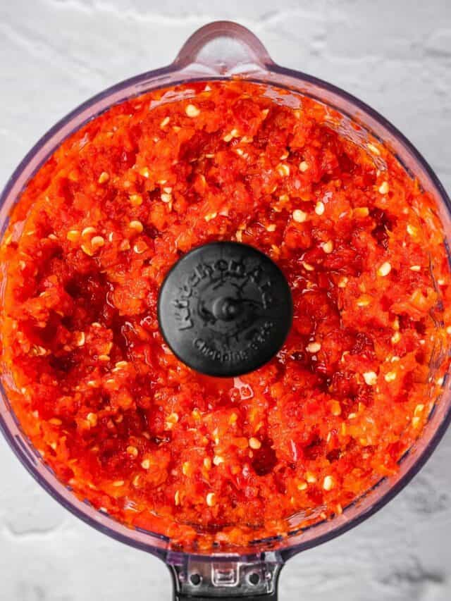 Sambal Oelek (How to Make Indonesian Fermented Chili Paste) - Urban ...