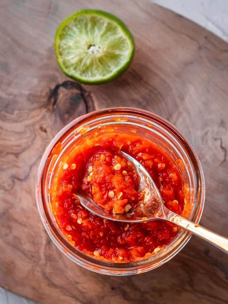 Sambal Oelek (How to Make Indonesian Fermented Chili Paste) - Urban ...