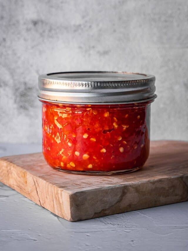 Sambal Oelek (How to Make Indonesian Fermented Chili Paste) - Urban ...