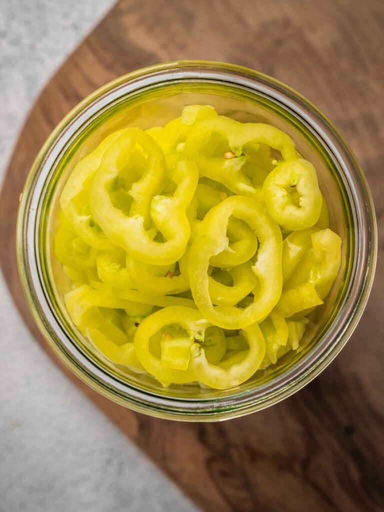 Pickled Banana Peppers Recipe (Quick and Easy) - Urban Farm and Kitchen