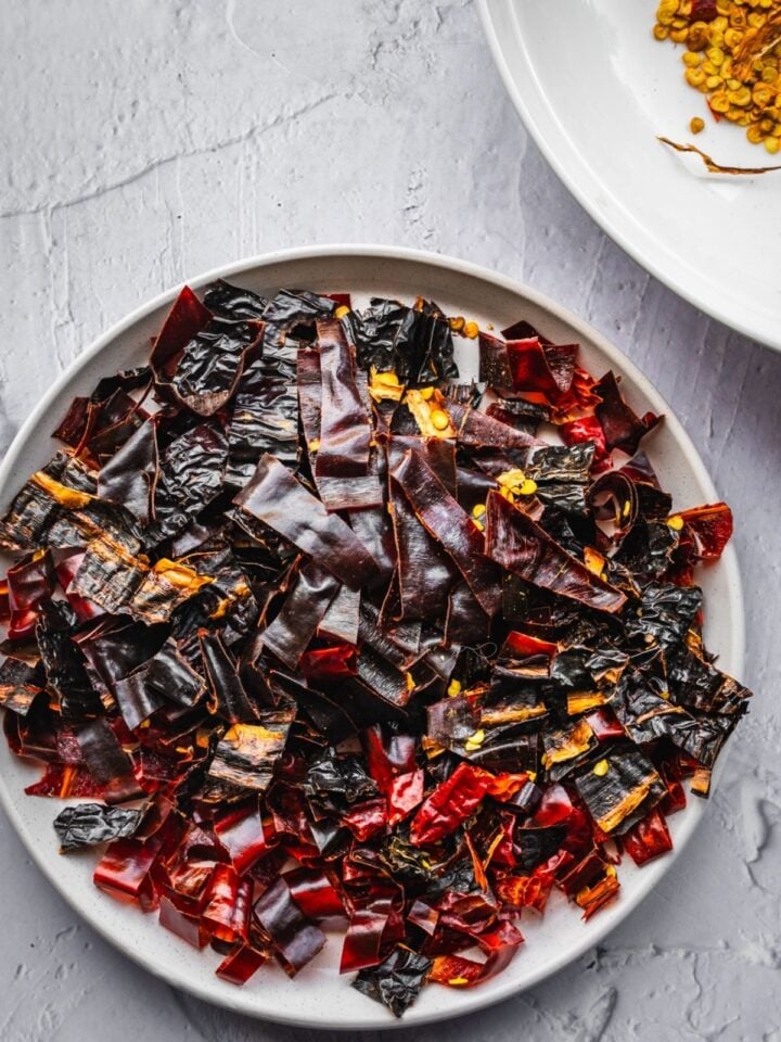 Salsa Macha Recipe (Mexican Chili Crisp) - Urban Farm and Kitchen