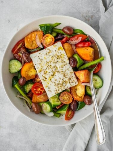 Traditional Greek Salad Recipe (Horiatiki Salata) - Urban Farm and Kitchen